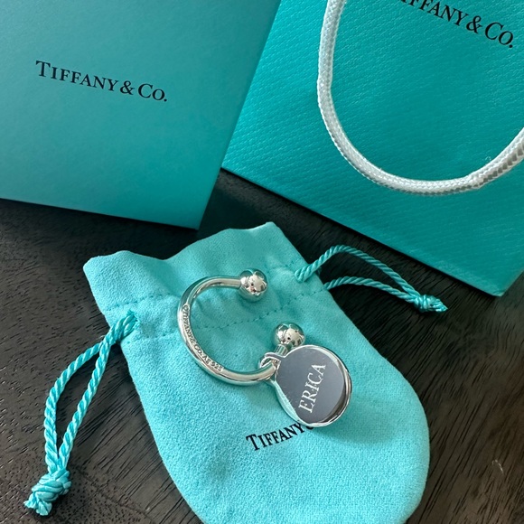 Tiffany & Co. | Jewelry | New Tiffany Co Round Tag Ring Erica | Poshmark